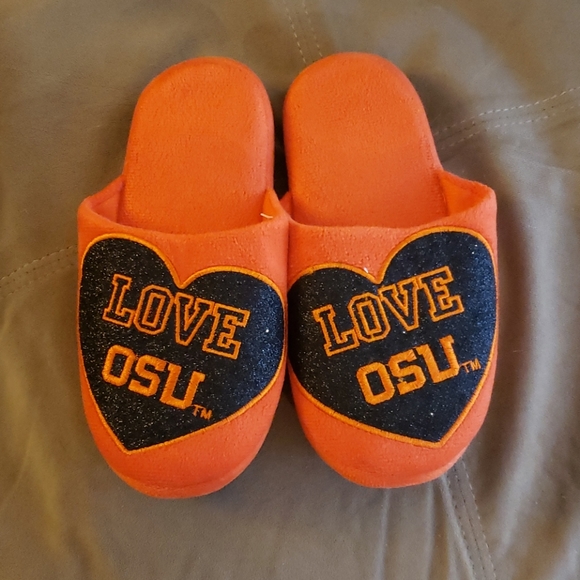 Forever Collectibles | Shoes | Oregon State University Slippers | Poshmark